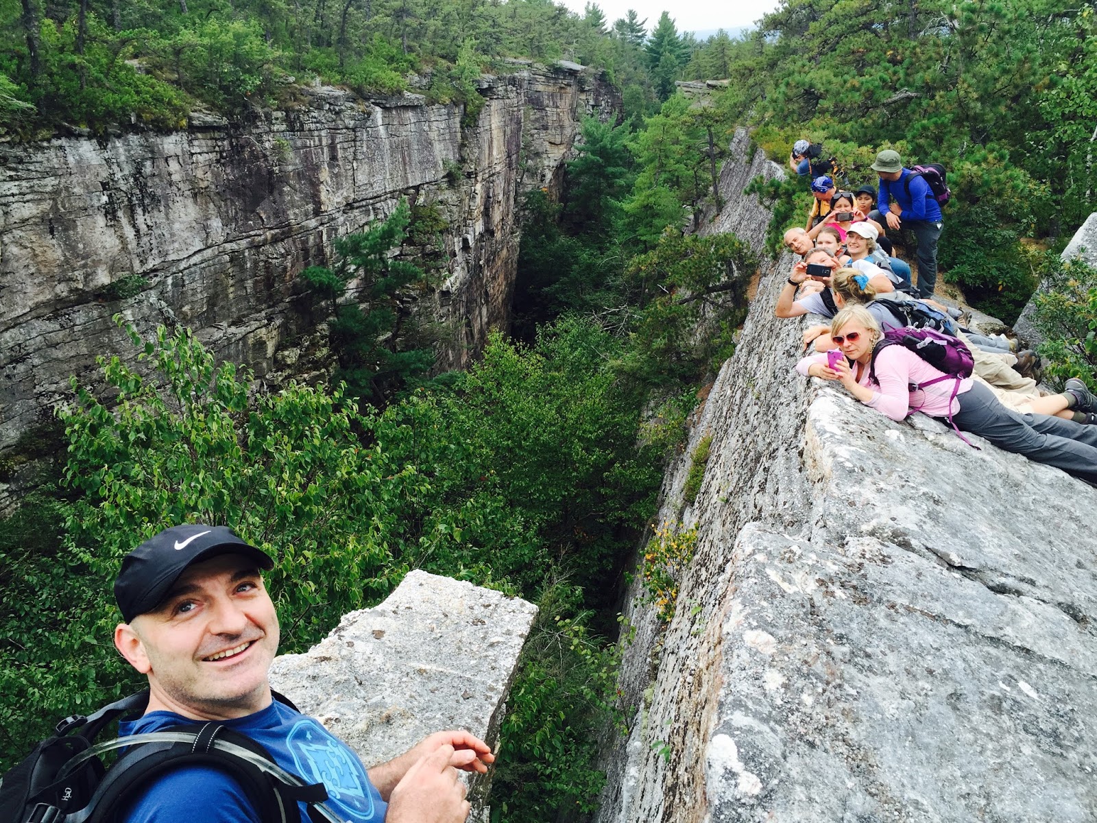 AR Explorer: Hiking to the Shingle Gully Ice Caves - Minnewaska State ...