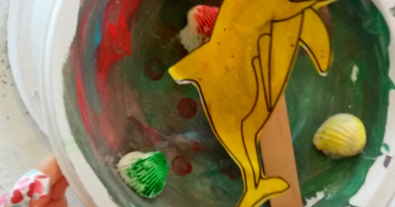 A Pod of Dolphin Puppets & Paper Plate Oceans ~ a Preschool Craft ...