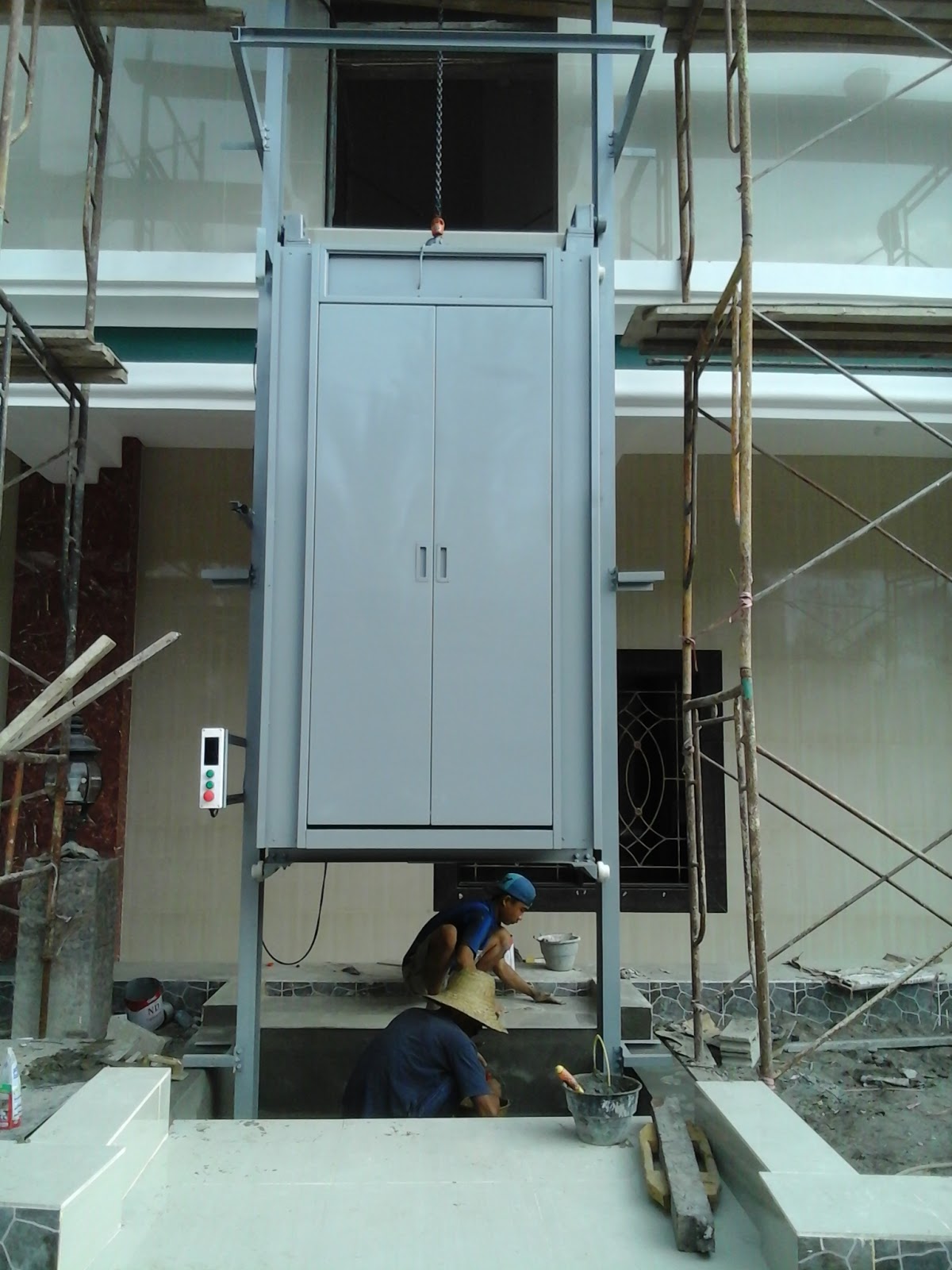 LIFT BARANG MURAH YT354 INDONESIA: Lift Barang Surabaya