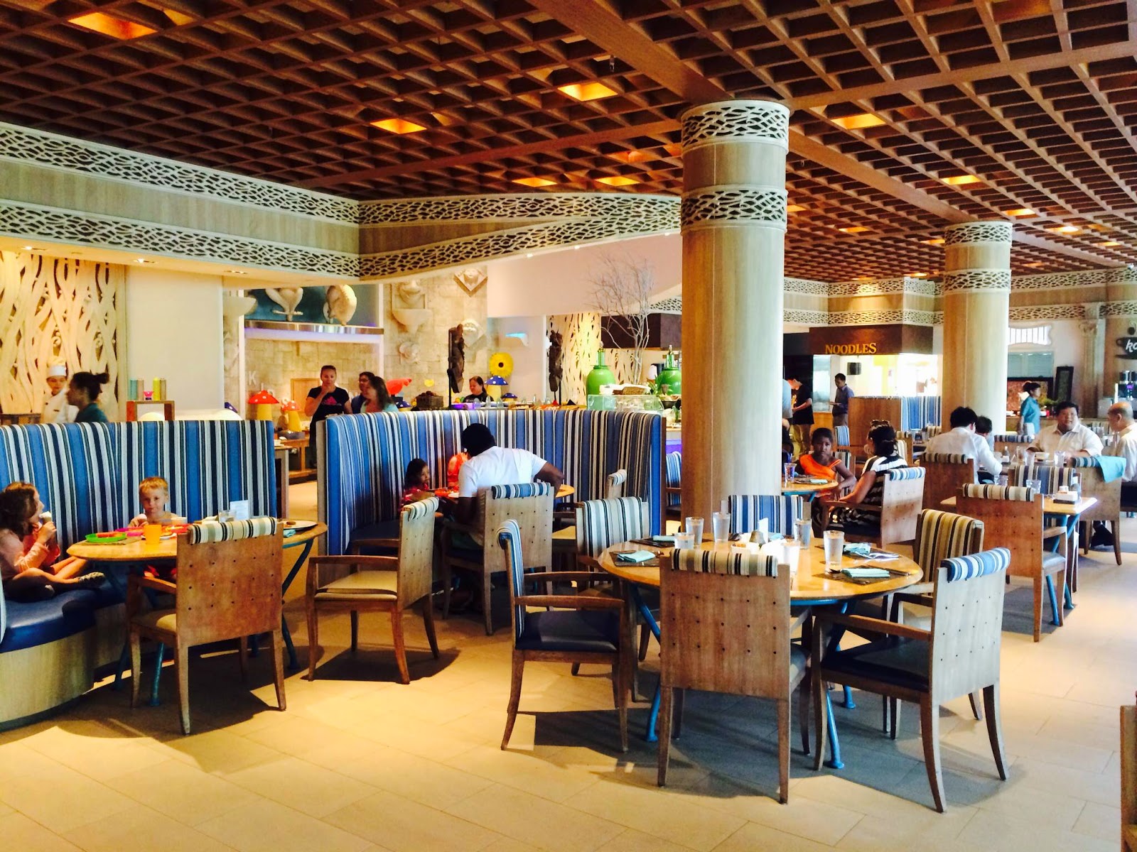 Uniquelious: Dine on 3 - Silver Shell Cafe