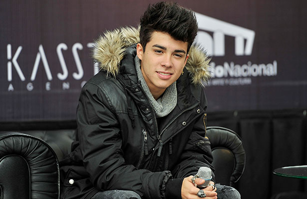 ¡El nuevo look de Mario Bautista que enloquece a sus fans! | El HIT ...