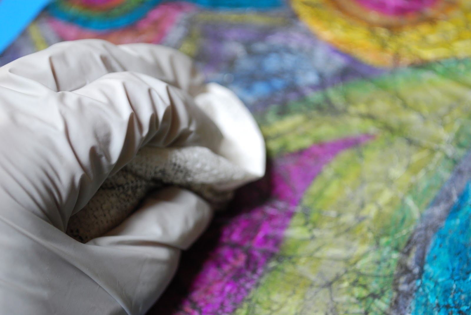 Make It... a Wonderful Life: Crayon-Shoe Polish "Batik" Tutorial