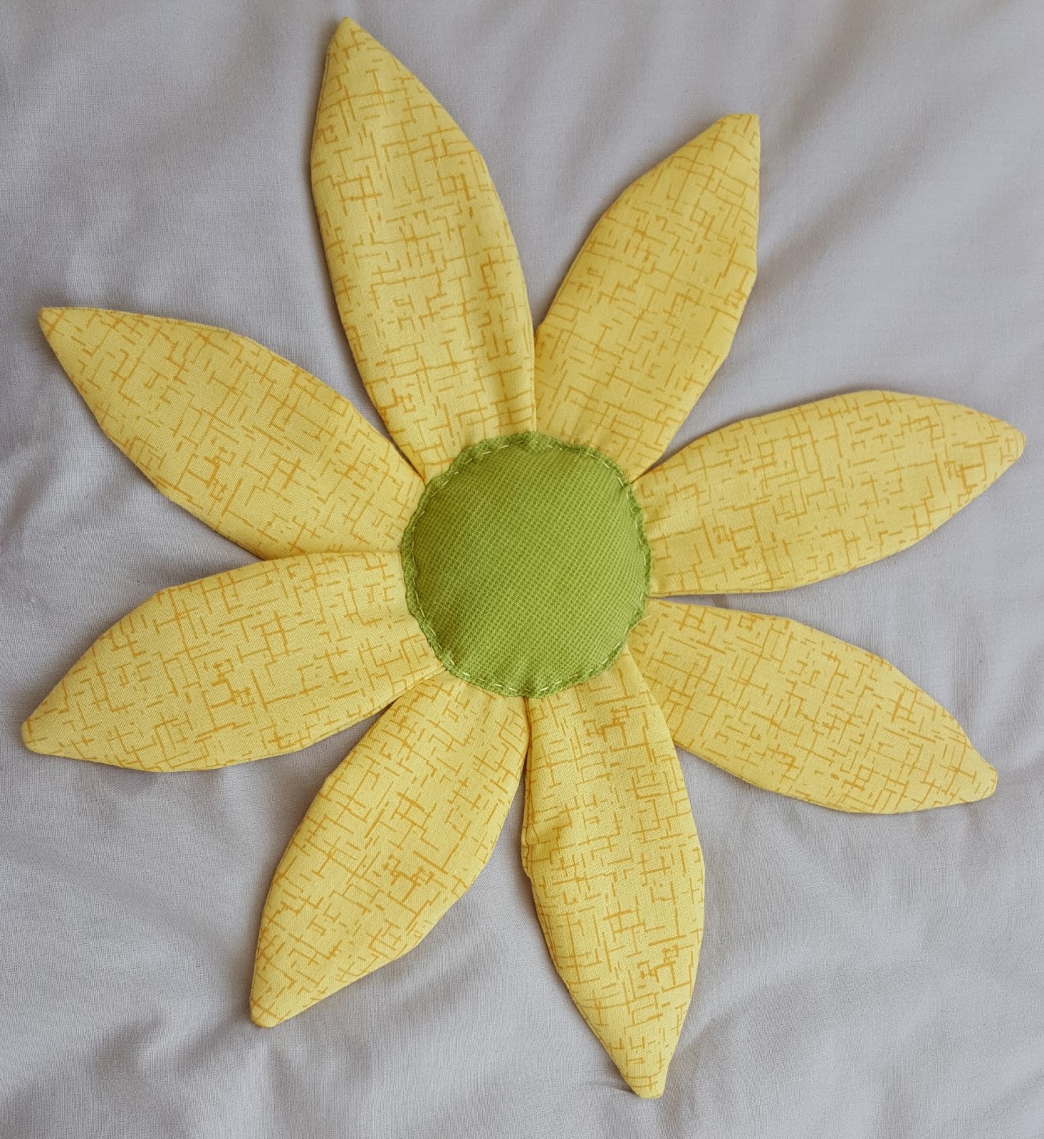 baby playmat with free pattern and tutorial | All about patchwork and ...