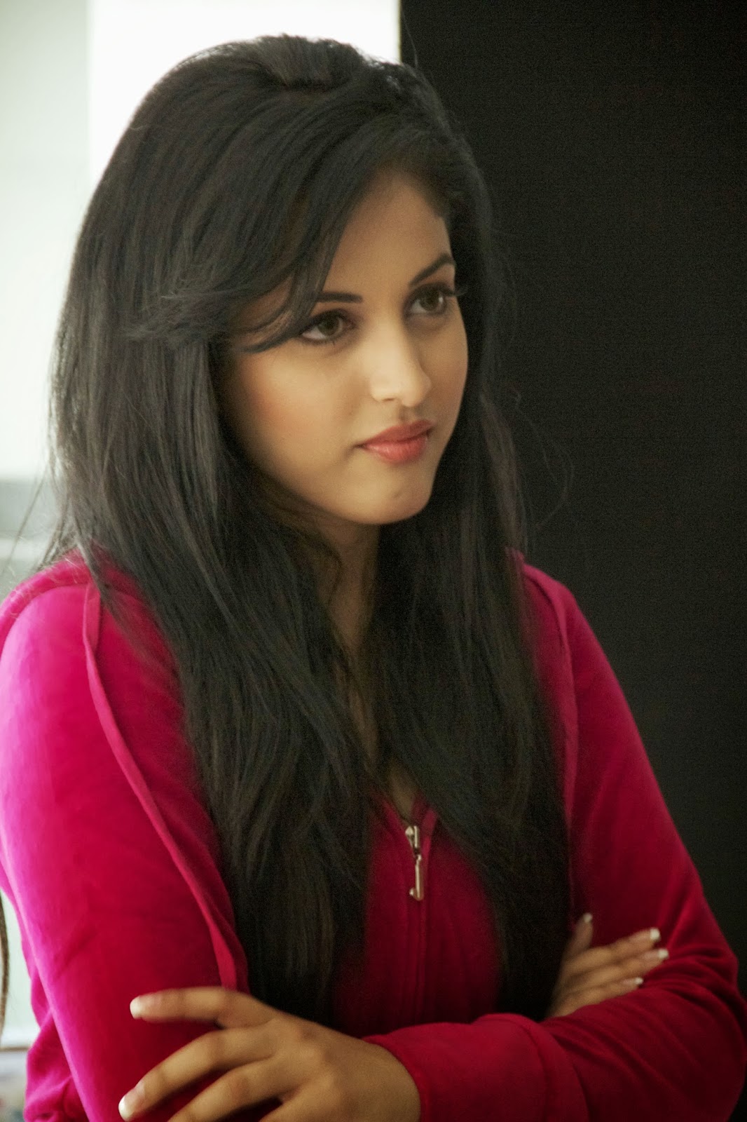 Priya Anand hot hd wallpapers - HIGH RESOLUTION PICTURES Priya Anand hot hd wallpapers - HIGH RESOLUTION PICTURES