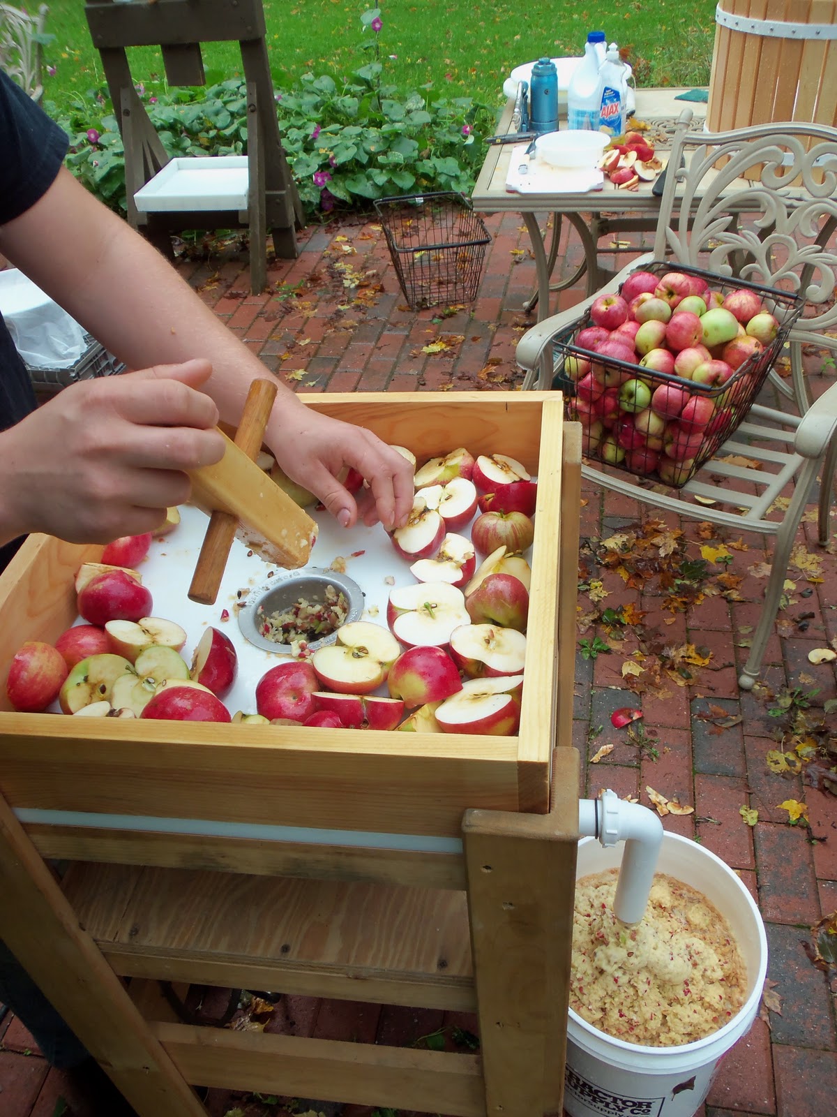 The Deliberate Agrarian: The Deliberate Agrarian BlogazineSeptember 2011