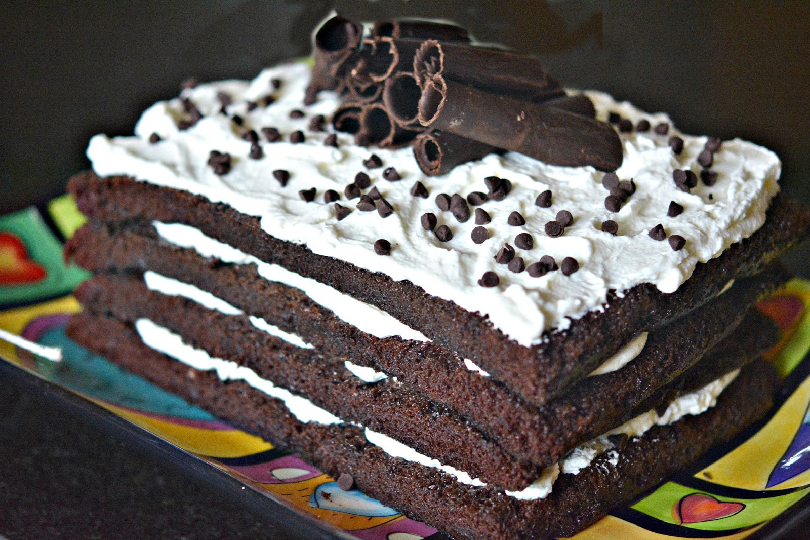DEVIL DOG CAKE....THIS IS OUT OF CONTROL, CRAZY DELICIOUS!!! - Hugs and ...