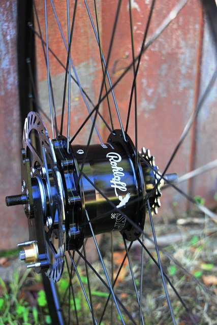 Cycle Monkey Wheel House: E-Bike Commuter: Velocity Rim on Rohloff Hub