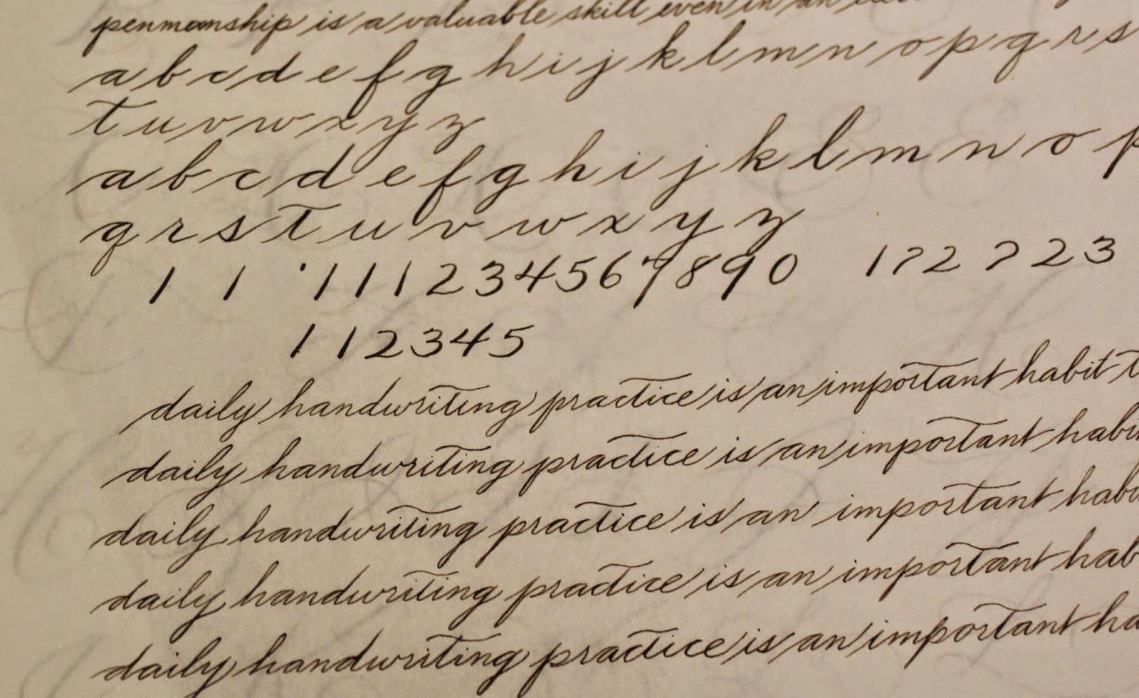 Circle And Stone Spencerian Script circle-and-stone-spencerian-script