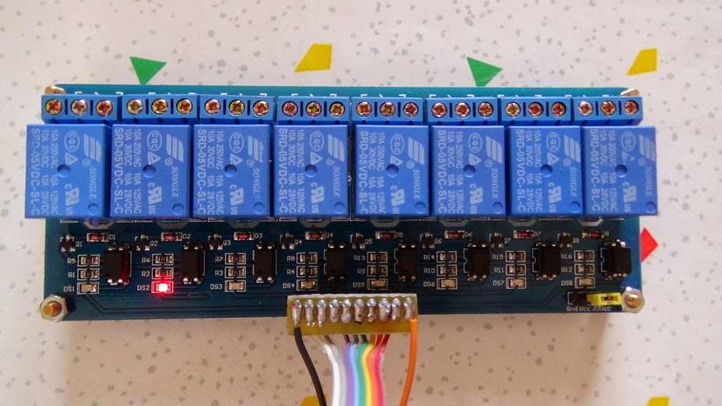 Aspettando il bus: Modulo HL-58S con 8 relè, controllato da Arduino UNO R3