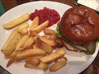 Caroline Makes....: Restaurant Review: The White Hart, Chipstead