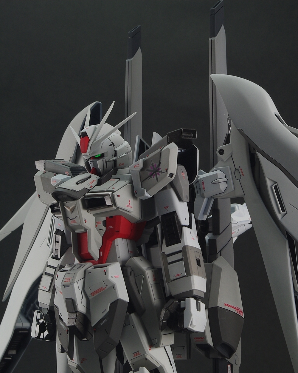 GUNDAM GUY: MG 1/100 Impulse Gundam Blanche - Custom Build