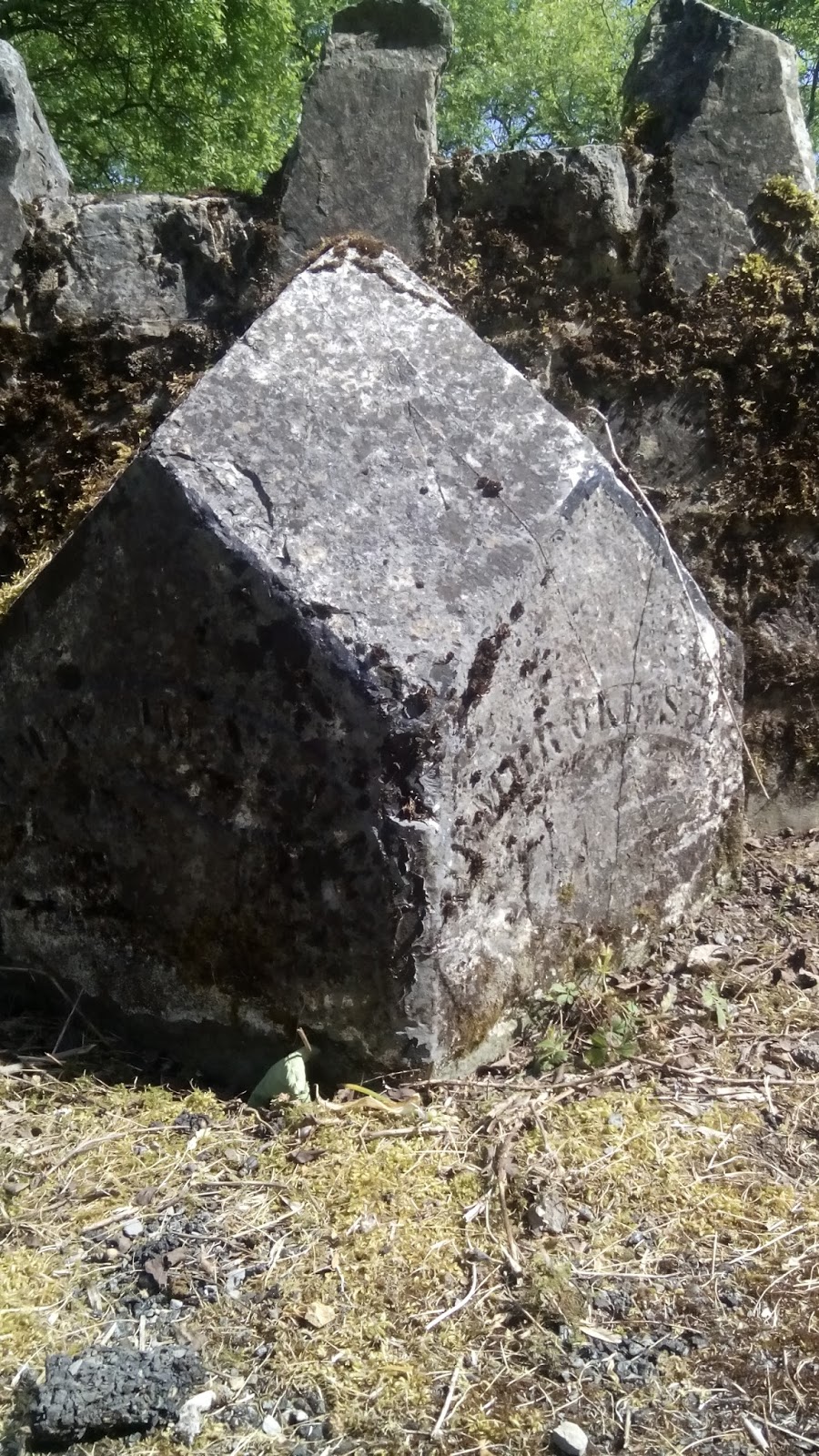 Llanteg Milestones: County Boundary Stone