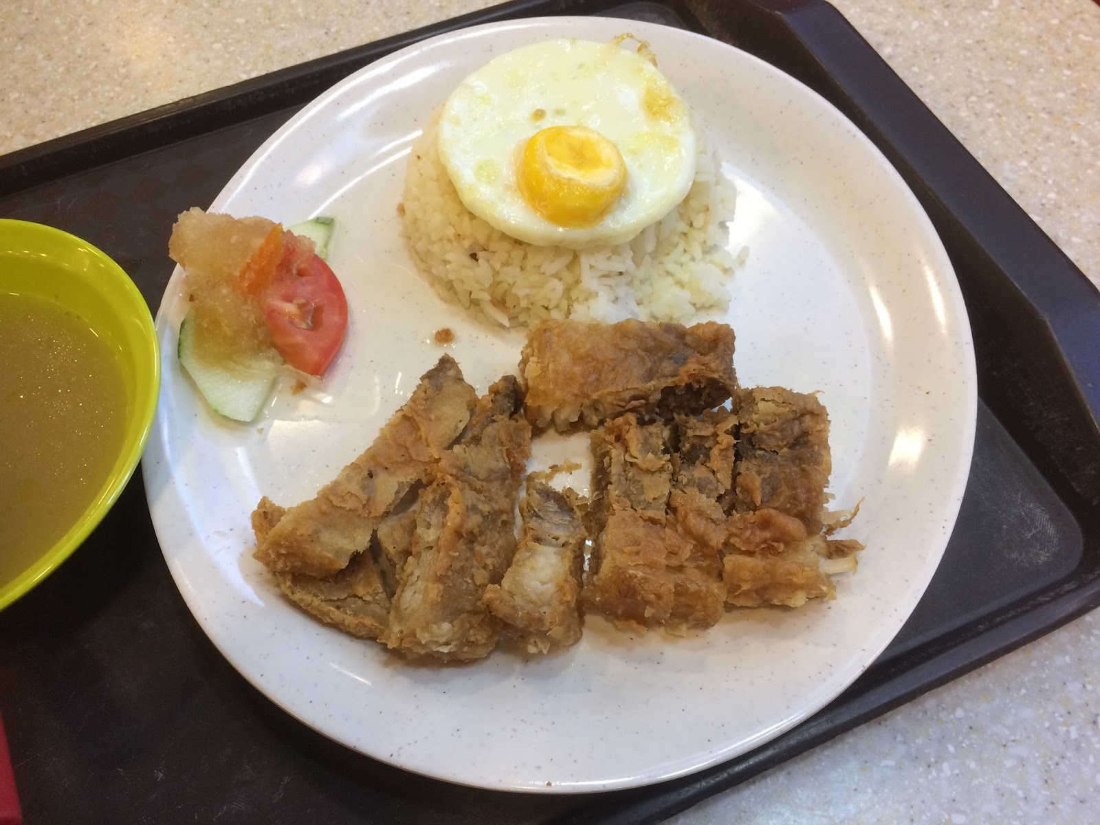 Lutong Pinoy 2 (Porksilog) @ Lucky Plaza Orchard Road; Singapore | Moonlit