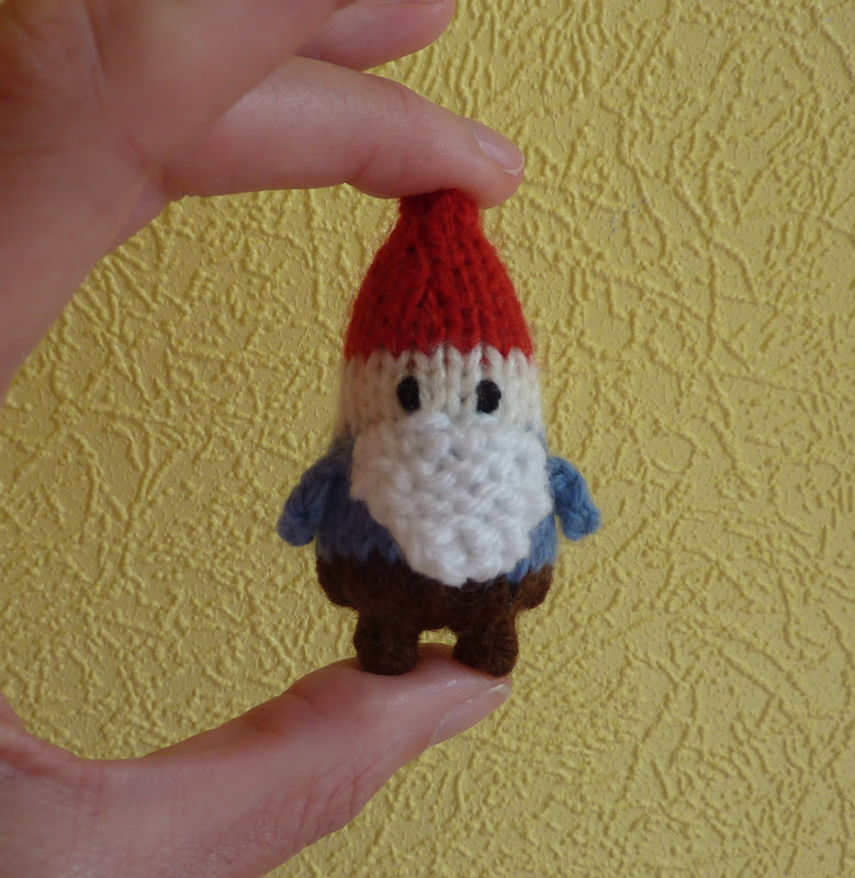 Yellow, Pink and Sparkly: The Cutest Gnome