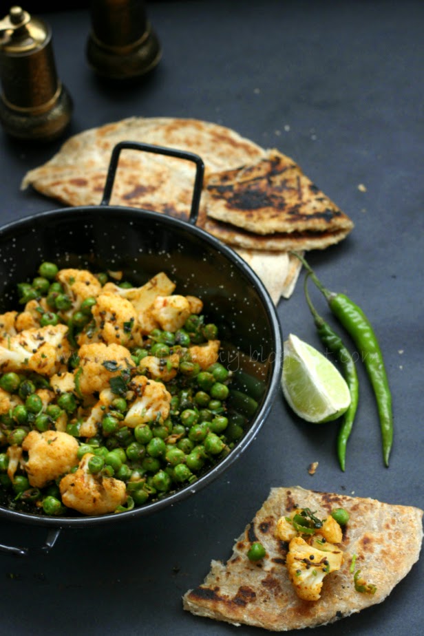 Merry Tummy: Sukhi Gobi Mutter/Dry Cauliflower And Peas Curry. And 1 ...