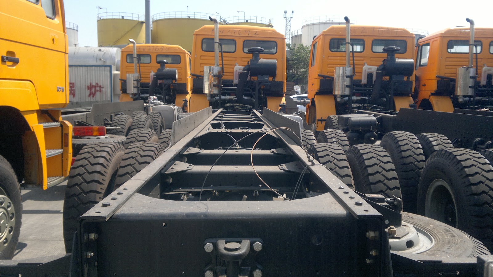 SHACMAN TRUCK INDONESIA: LONG CHASSIS 8x4 SHACMAN TRUCK