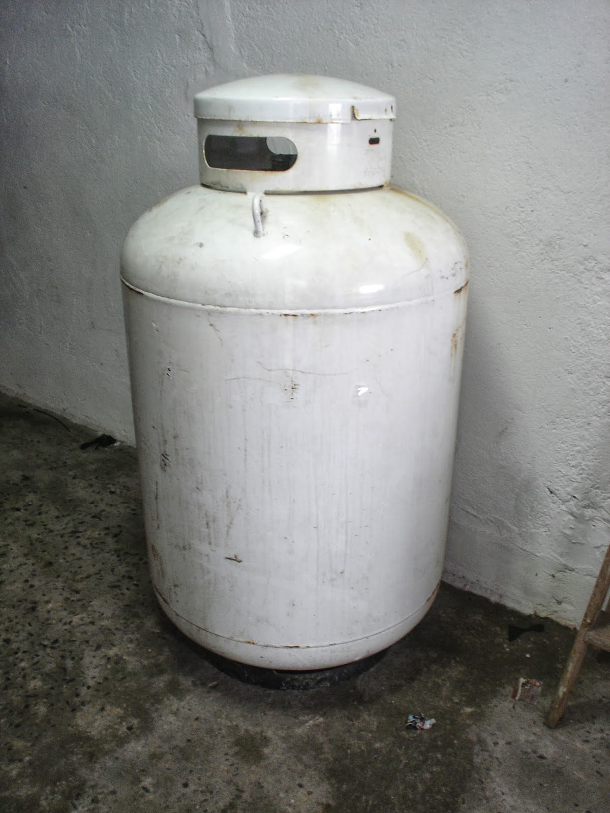 Fio Solto: Projeto Compressor - O Pulmão de Ar P-190, suas ...