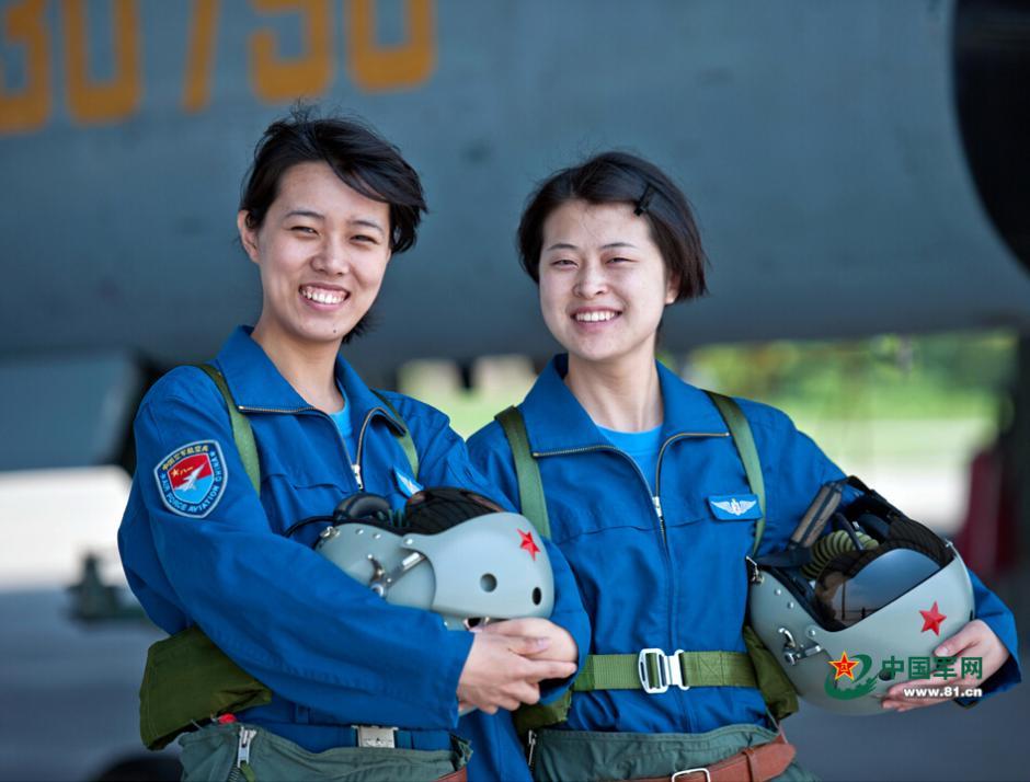 Asian Defence News: Chinese woman pilots in PLAAF