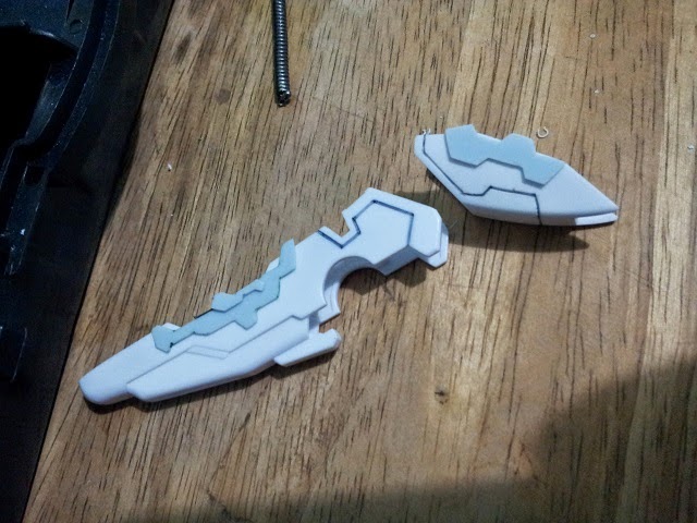 otaku on a budget: Working with Pla Plate: Designing and Adding Details