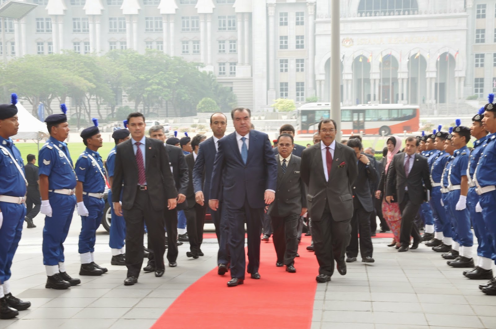 Presiden Perbadanan Putrajaya: Tan Sri Dato’ Seri (Dr.) Aseh bin Haji ...