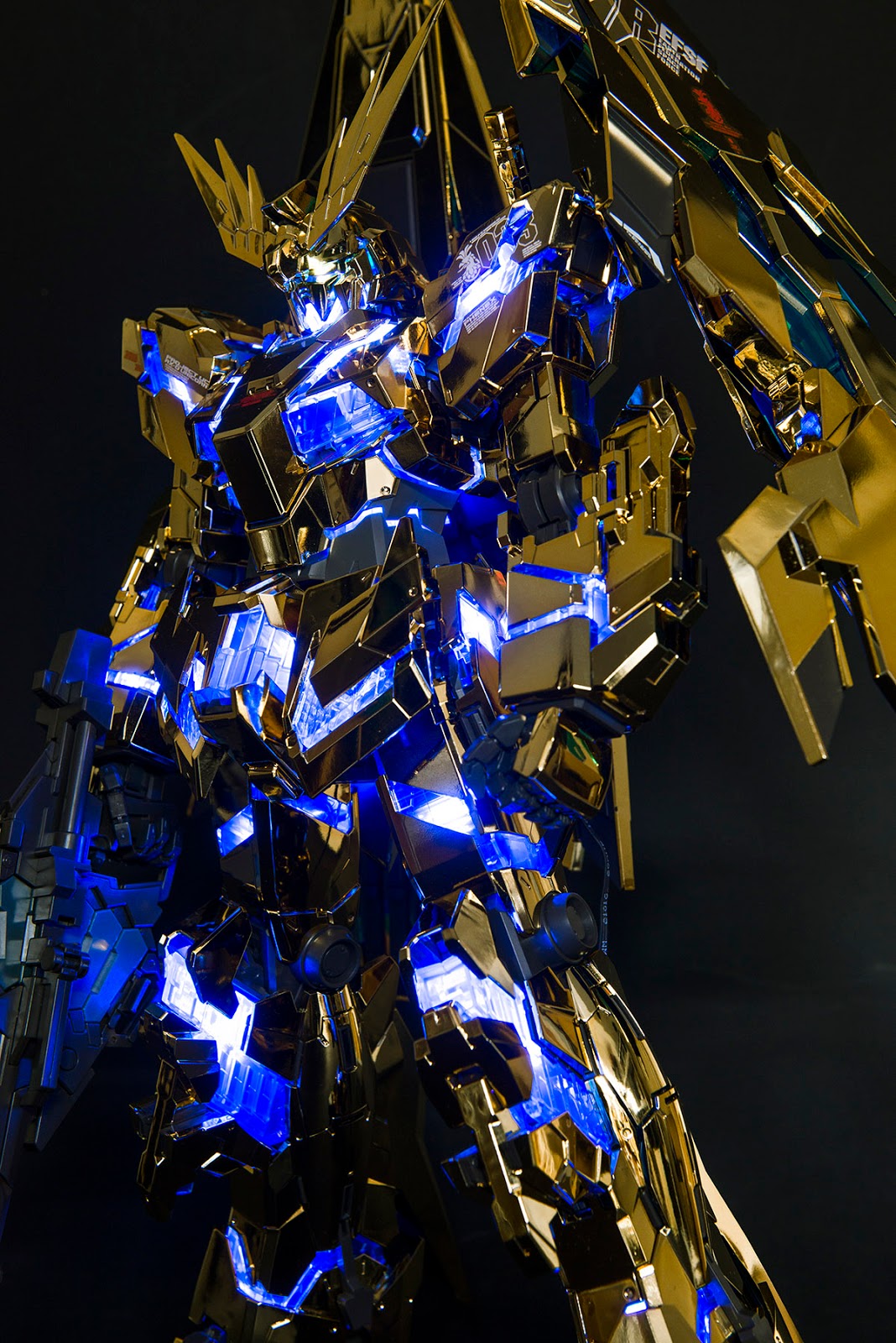 Premium Bandai PG 1/60 Unicorn Gundam 03 Phenex Preview Image Gallery ...