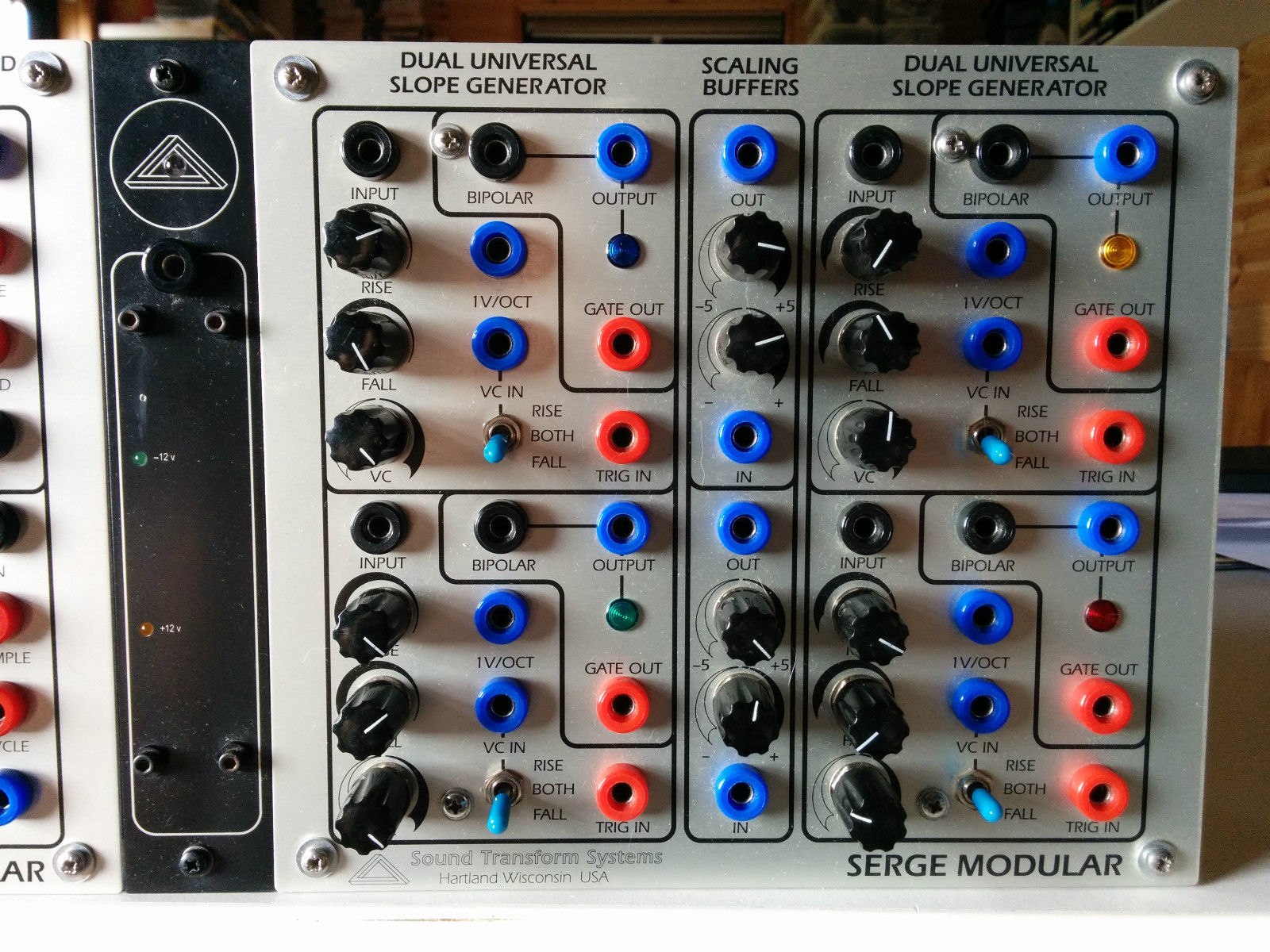 MATRIXSYNTH: Serge Modular - Creature and Quadslope