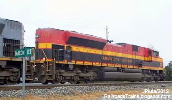 RAILROAD Freight Train Locomotive Engine EMD GE Boxcar BNSF,CSX,FEC ...