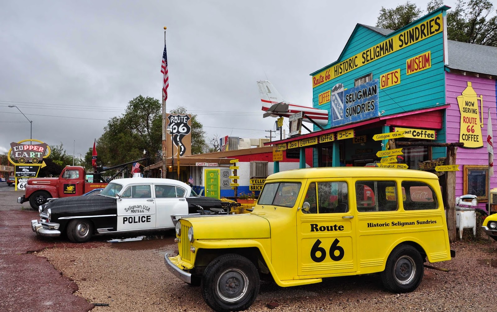 Cambodge, Laos, Vietnam - Ouest Américain (2014): Route 66 de Seligman ...