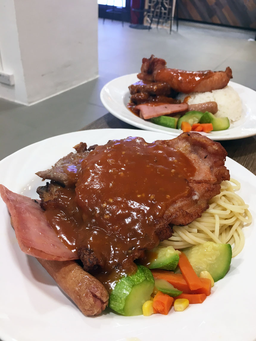 Herbert的飲食玩體驗: 金鳳大餐廳 Golden Phoenix Restaurant - D2 Place分店 ~ 懷舊的午餐