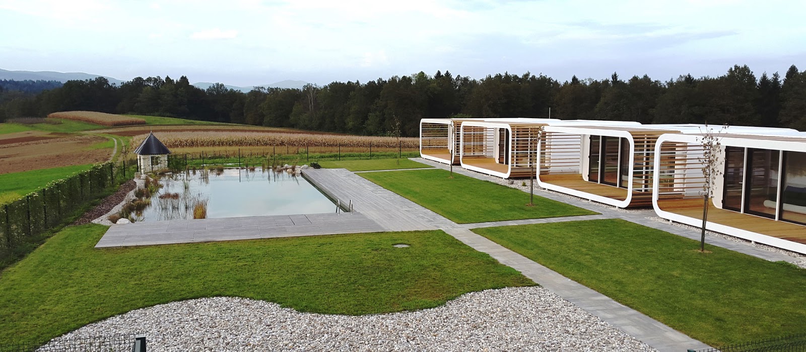 10 GLAMPINGOV, KI VABIJO NA RAZKOŠEN ODDIH V SLOVENIJO / PEPERMINT