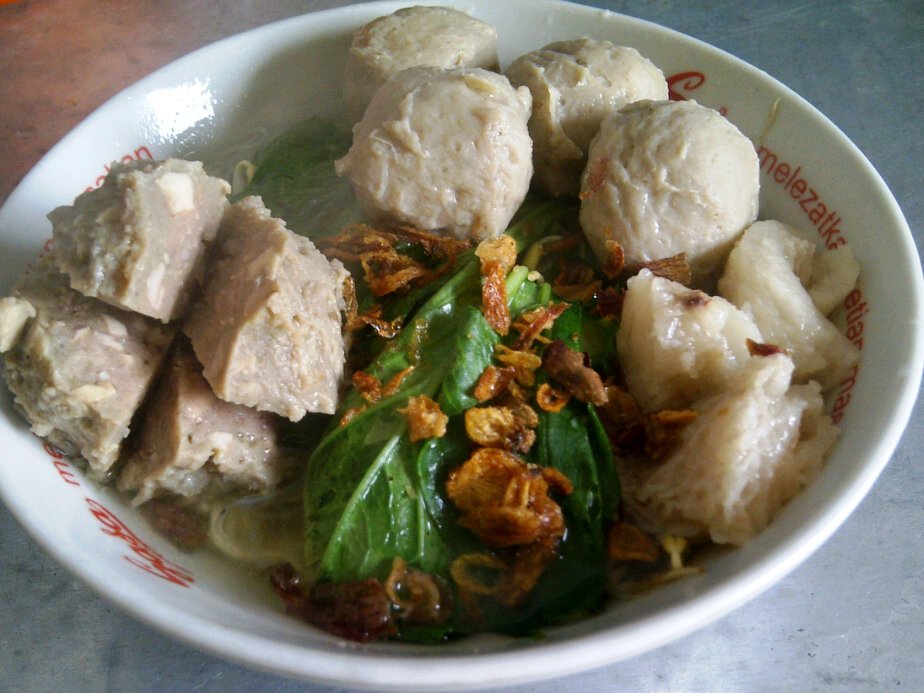 Resep Membuat Bakso Sederhana Yang Enak Dan Lezat