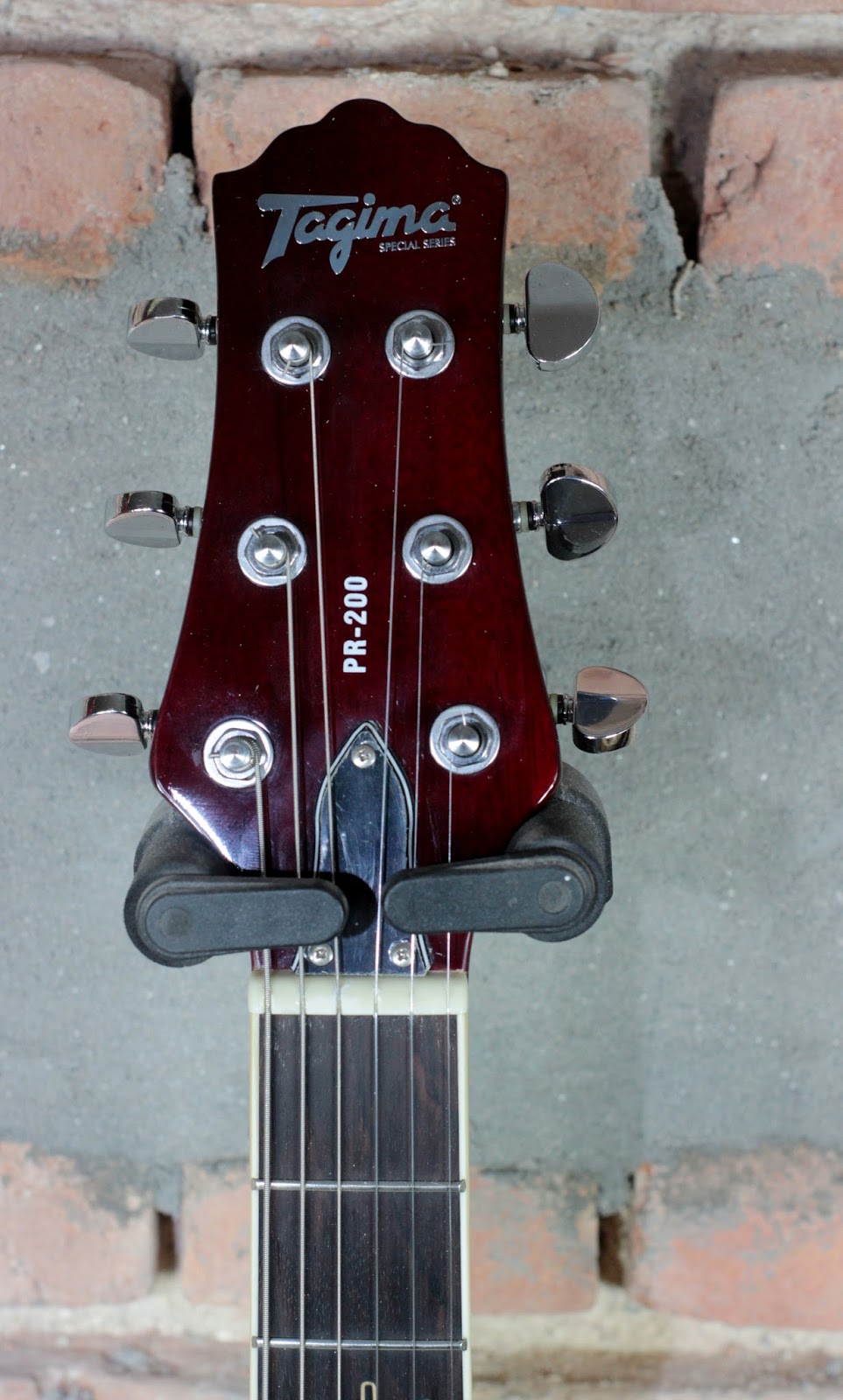 4 Hands Luthieria: Guitarra - Tagima - PR200 - Eduardo Crevelário