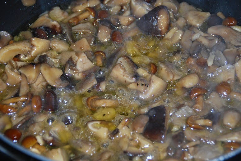 Las Recetas de Blinky: Setas variadas al ajillo picantes