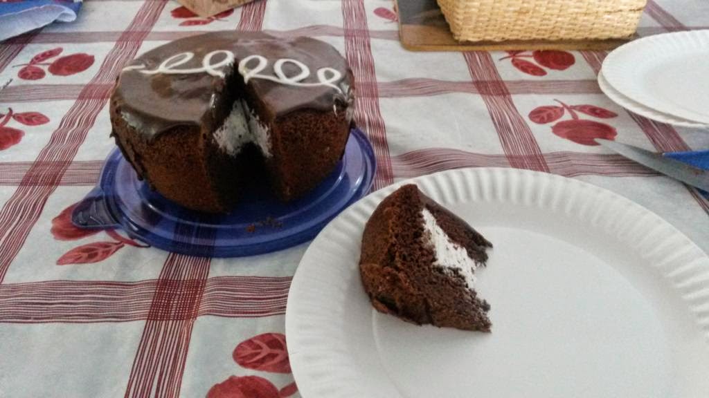 twobluecrows: The forgotten cake