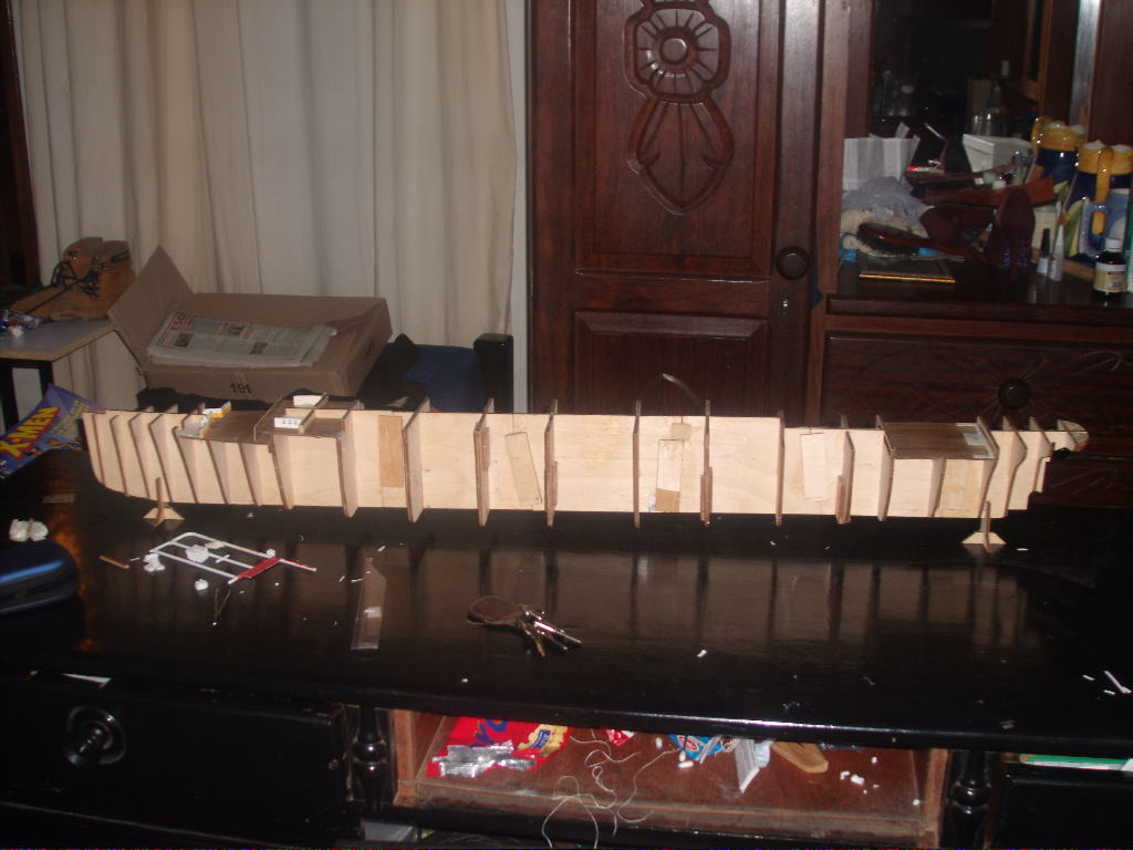 Construção Titanic Amati 1/250: Deck de Proa e Popa - 20/06/2011