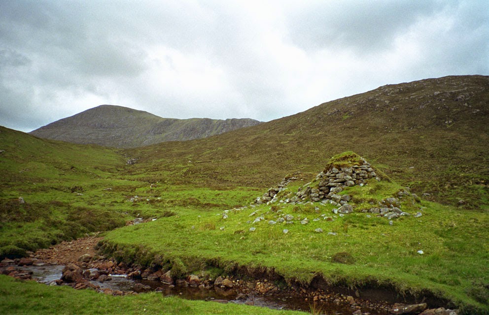 Marc Calhoun: Airidh na h-aon Oidche - Shielings of the One Night