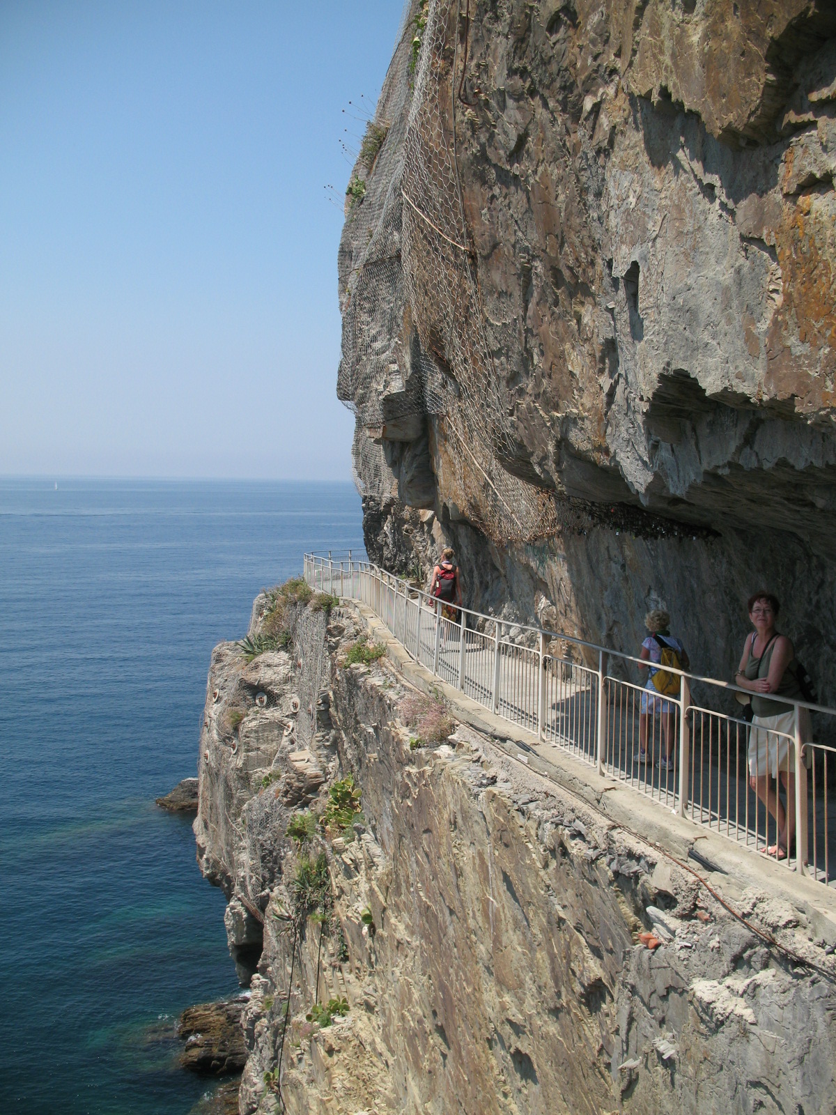 List Of the Cliffs in Asia ~ Cliffs & Canyon