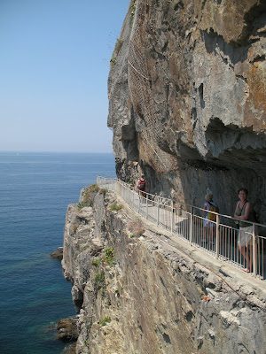 List Of the Cliffs in Asia ~ Cliffs & Canyon
