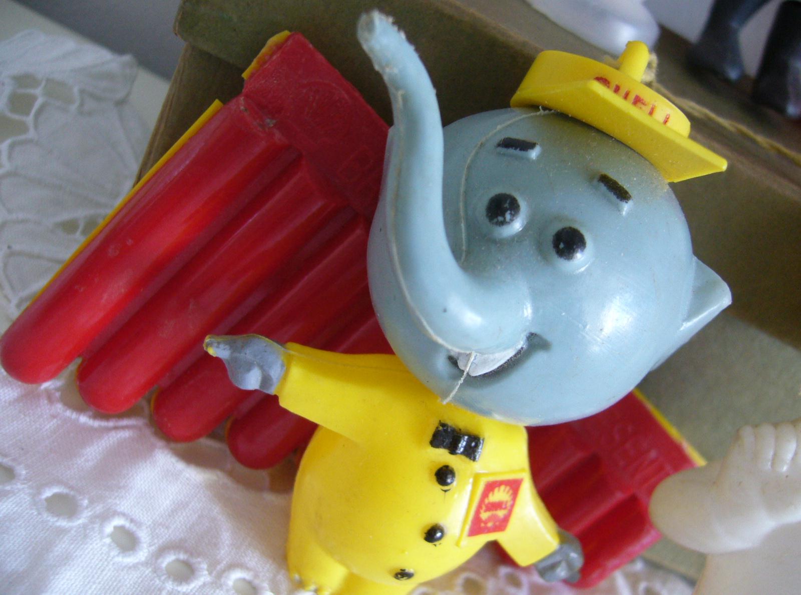 Ana Caldatto : Brinquedos antigos anos 60