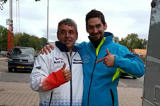 Ovejero línea de trabajo: FERNANDO MOYANO (TITULOS)