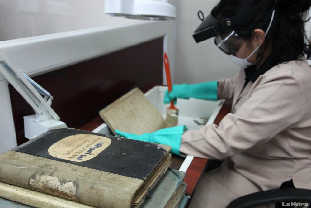 Preservación y Conservación de Documentos: Archivo Nacional de CR.