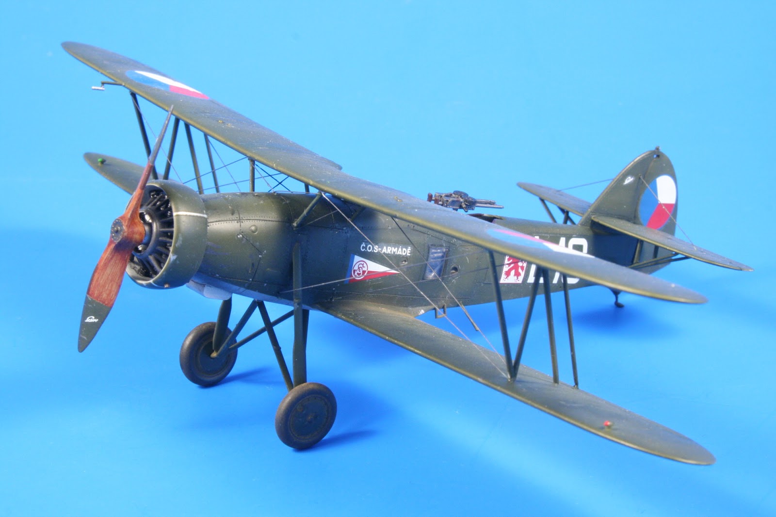 1/72 Letov Š.328 - finished model