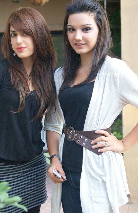 Entertainment Zone Blog: Karachi Girls Eid Celebration Pics