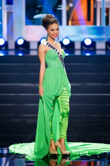 Miss Universe Swimwear & Evening Gown Preliminary Competition ...