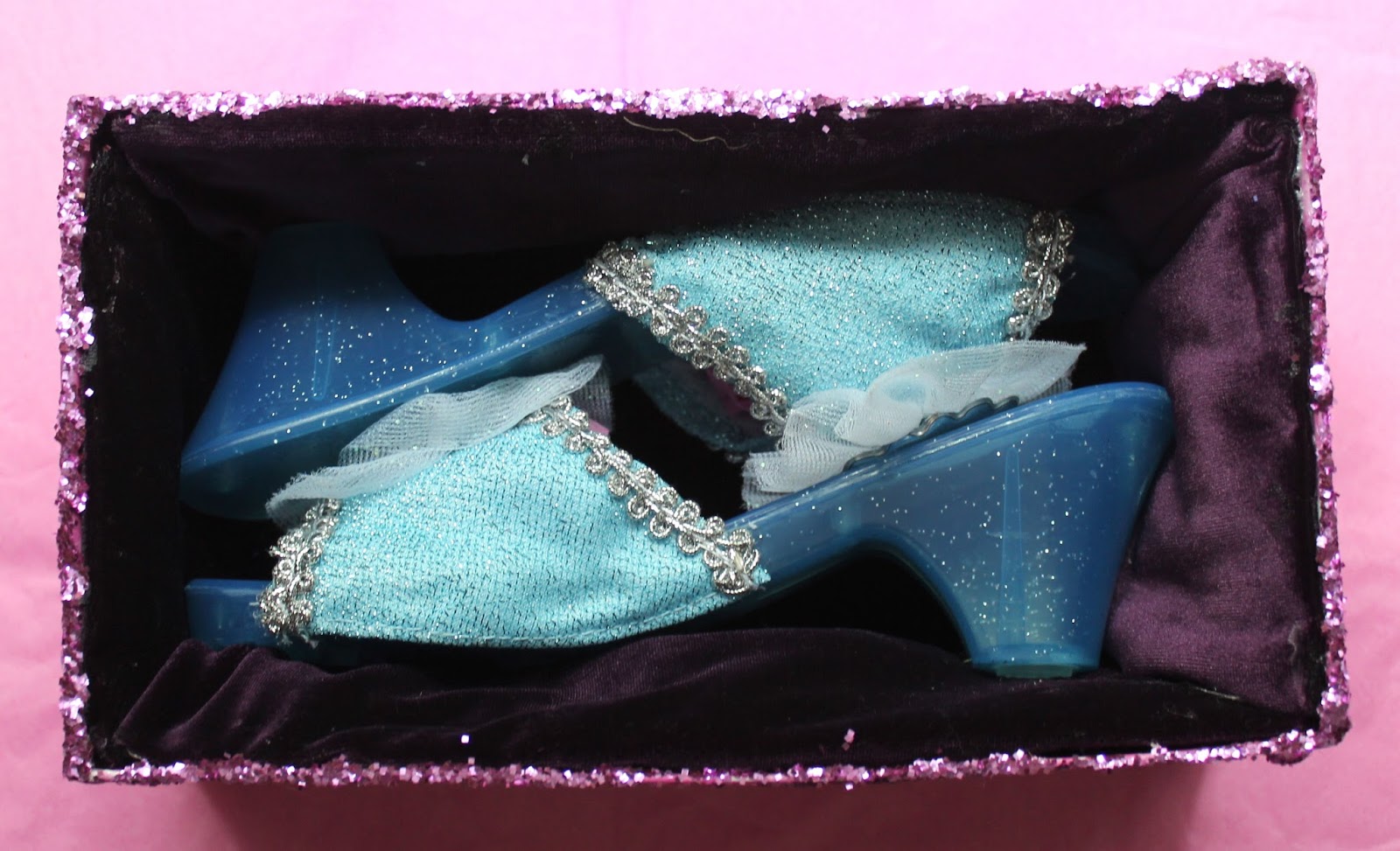 Rachael Rabbit: Princess Shoe Box