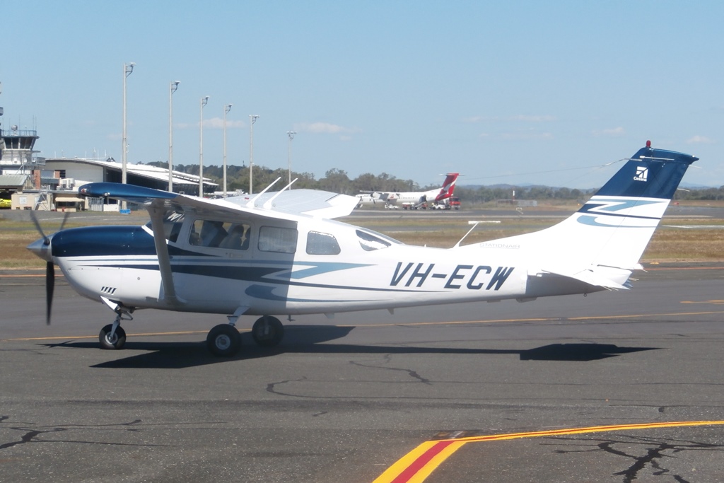 Central Queensland Plane Spotting: Cessna 200 Series Association Autumn ...