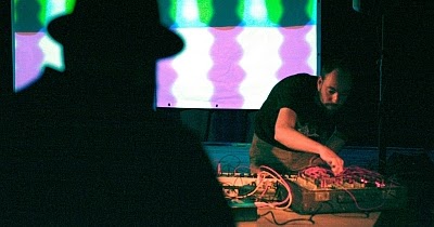 ~ dubbhism ~: Dutch modular design ~ Ginko Synthese