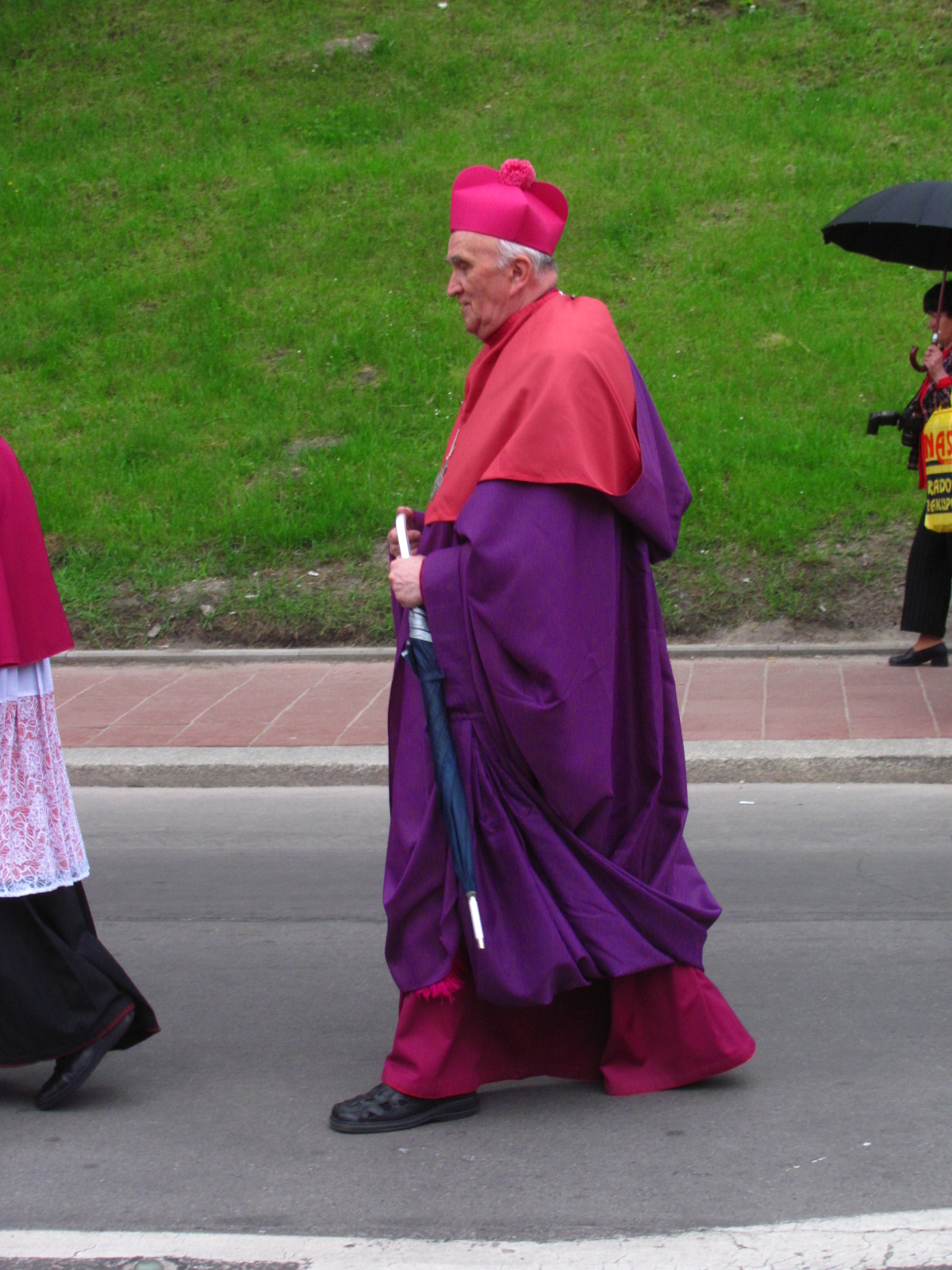 Te igitur: Cappa Magna on the Streets of Kraków in 2013