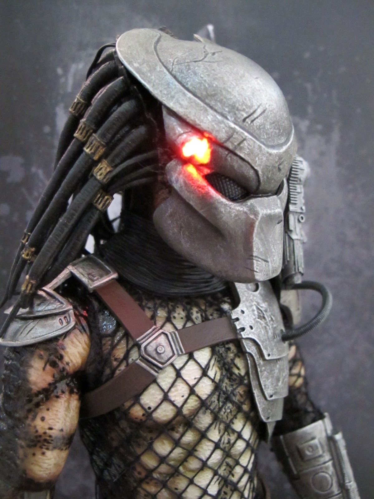 The House Of El: Classic Predator Hot Toys 1/6 Scale Figure Review