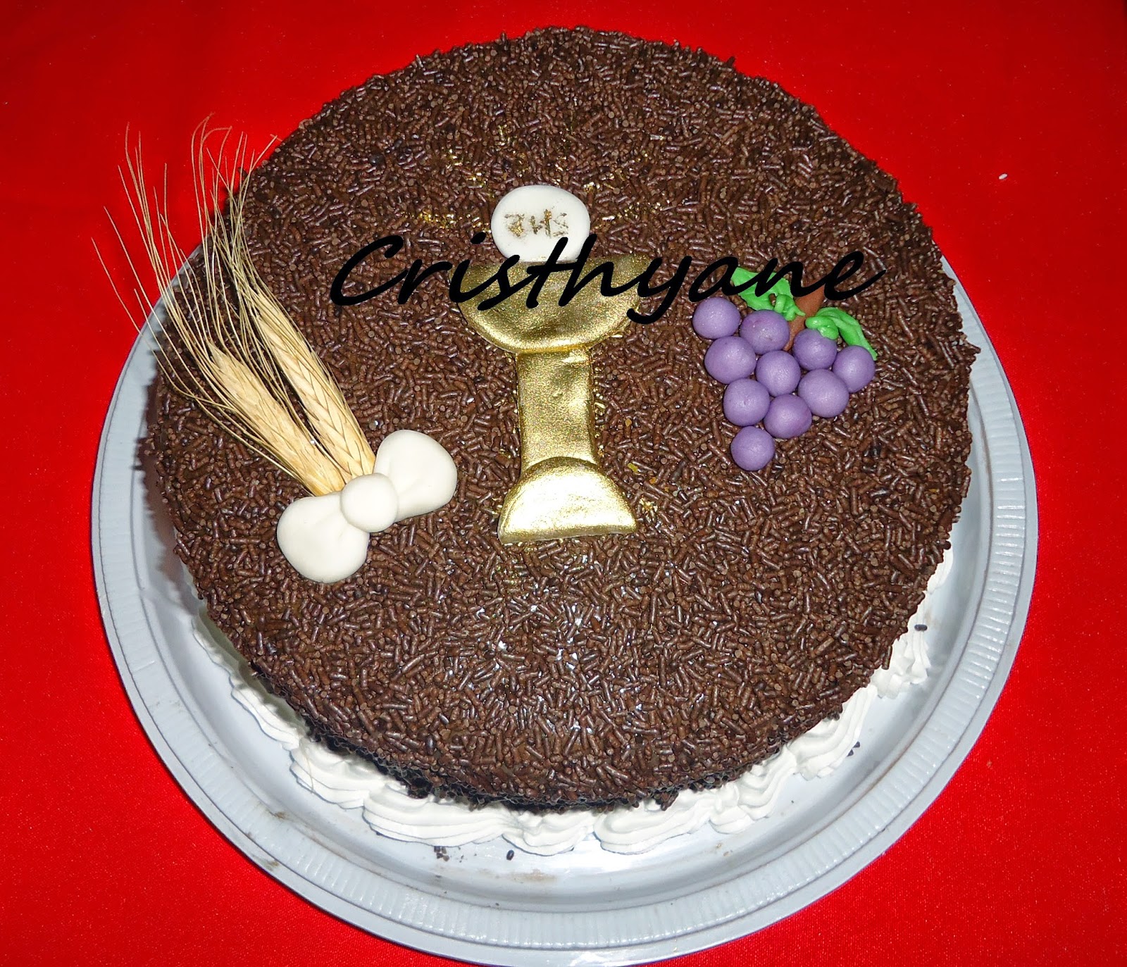 Delicias da Cris Bolos: Bolos com temas primeira comunhão,Crisma & Batizado
